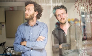 Luce Orizzontale S2 ペンダント | Flos