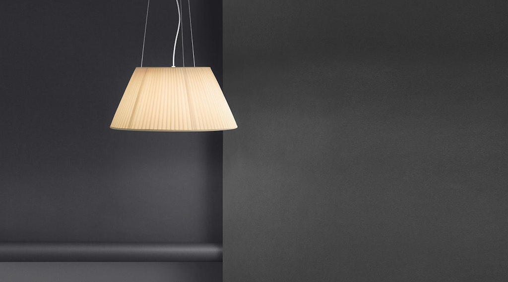 F6110007: Discover the Flos suspended lamp model Romeo Soft S2
